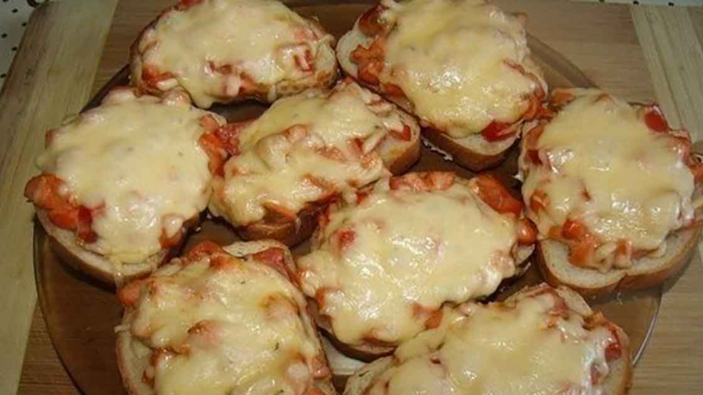 Falešné humrové chlebíčky - VařímeDobroty.cz