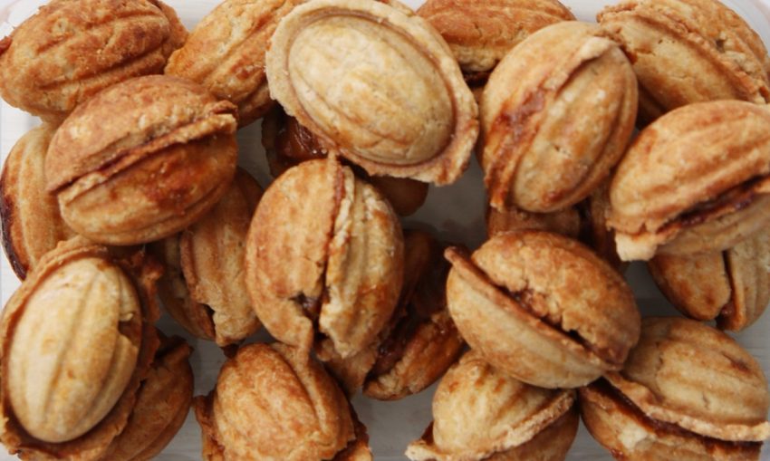 Recept na ořechy plněné krémem - VařímeDobroty.cz