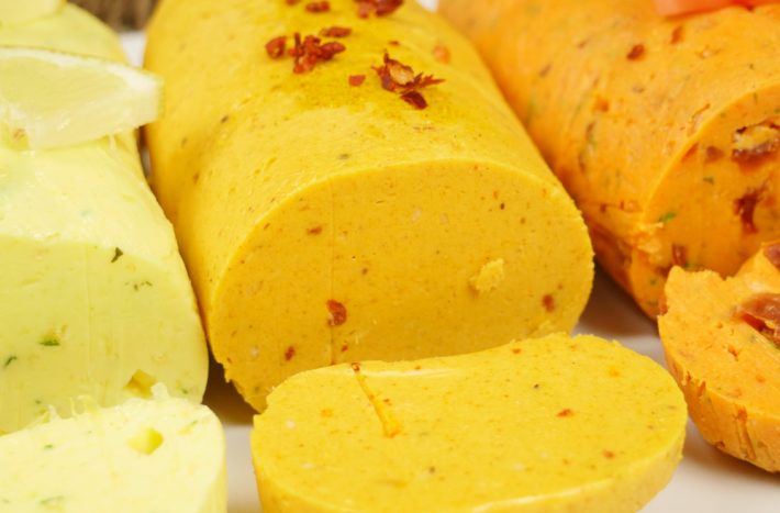 Sbírka receptů na bylinková másla chutnější jak v restauraci: Lze ...