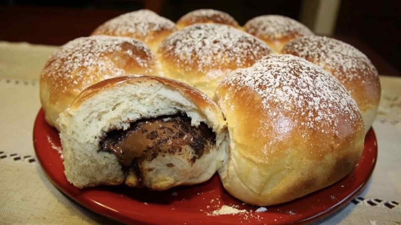 Babička z vesnice sdílela recept na NETRADIČNÍ buchty s ČOKOLÁDOVOU ...