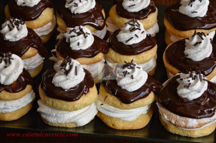 Recept na domácí "indiánky" se šlehačkou, které vám připomenou dětství ...