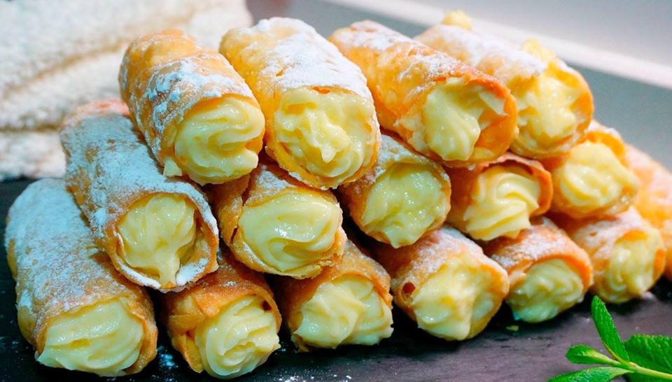 Netradiční trubičky s vanilkovým krémem - VařímeDobroty.cz