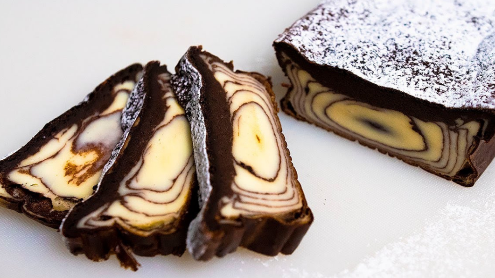 Dvoubarevný nepečený dezert s pudinkovým krémem - VařímeDobroty.cz