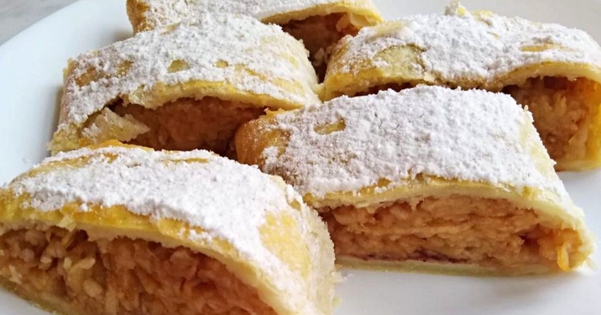 Jablečný štrúdl - VařímeDobroty.cz