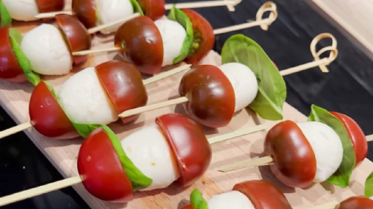 Slané poleno s pastrami a petrželkou – VařímeDobroty.cz