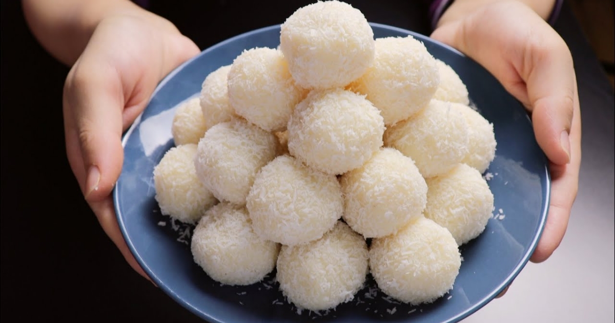Domácí kokosové kuličky „Raffaello“ - VařímeDobroty.cz