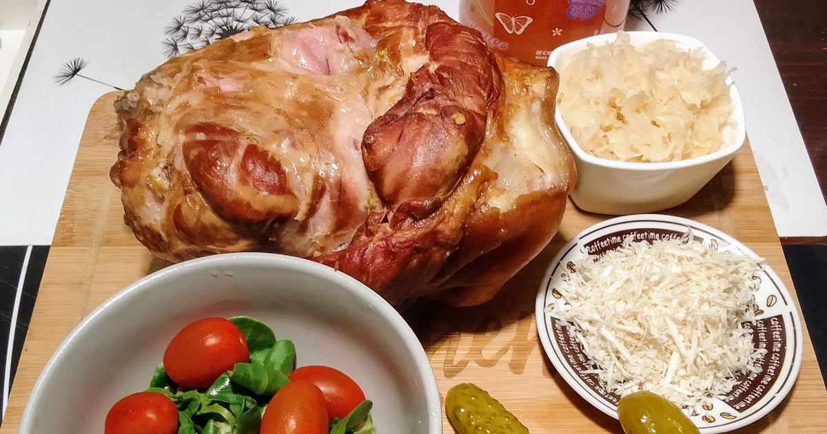 2 recepty z uzeného vepřového kolene - VařímeDobroty.cz