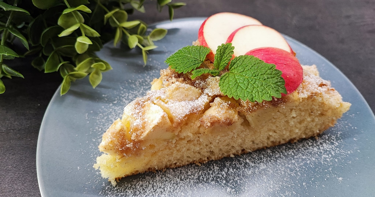 Rychlý jablkový koláč s vanilkou - VařímeDobroty.cz