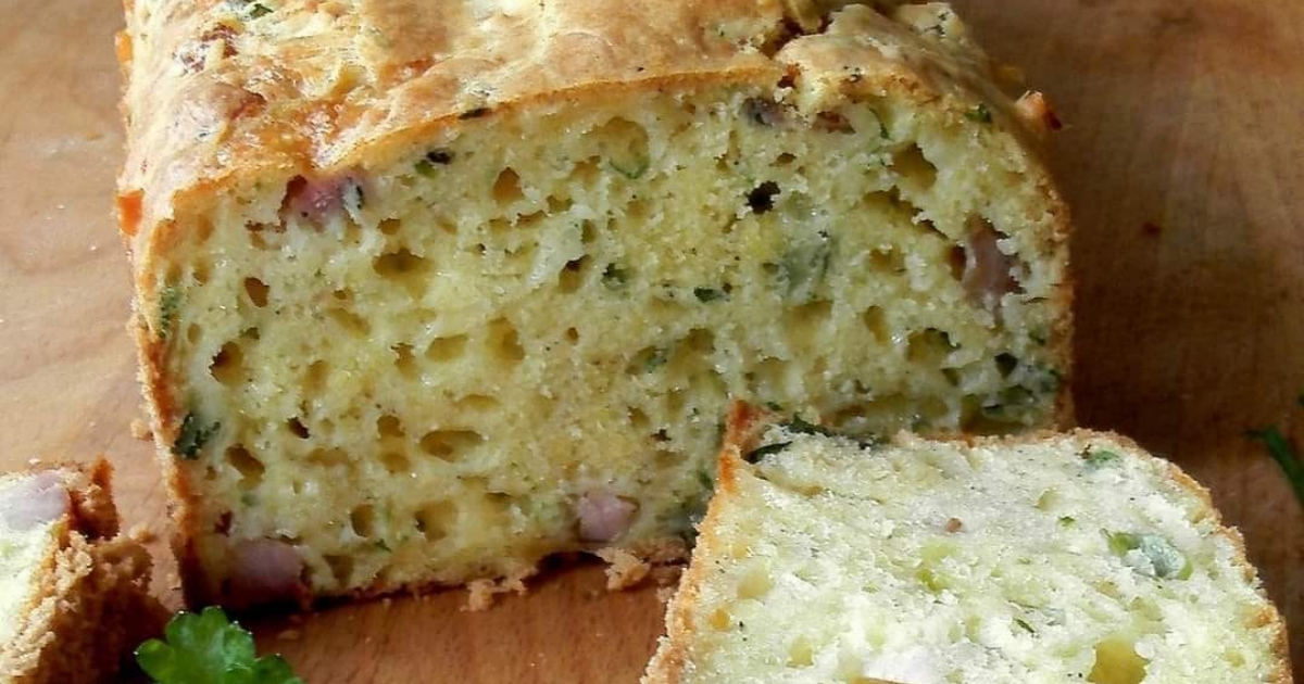 Česnekový chlebíček s bylinkami a sýrem - VařímeDobroty.cz