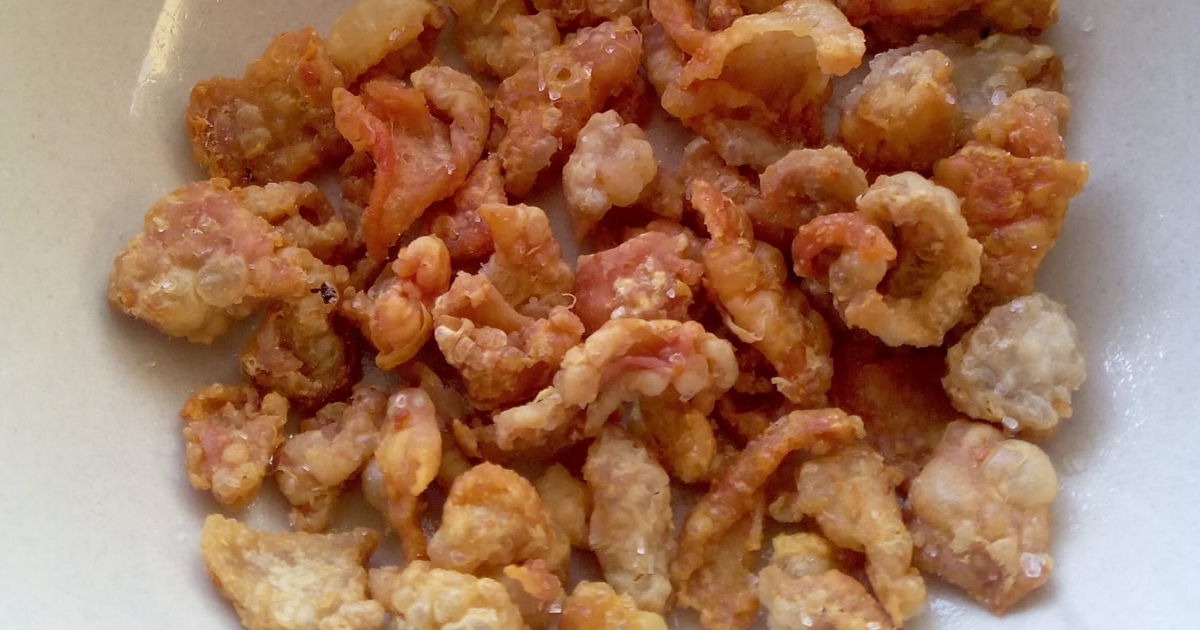 Škvarky z kuřecí kůže - VařímeDobroty.cz