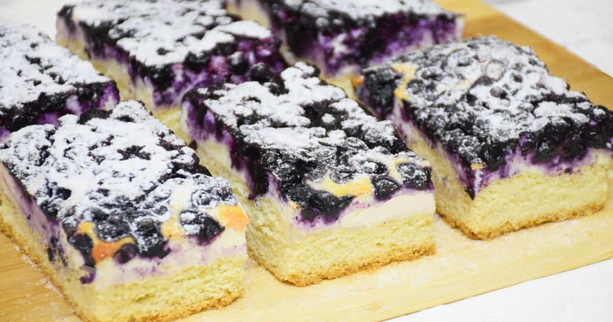 Rychlý borůvkový koláč s tvarohem - VařímeDobroty.cz