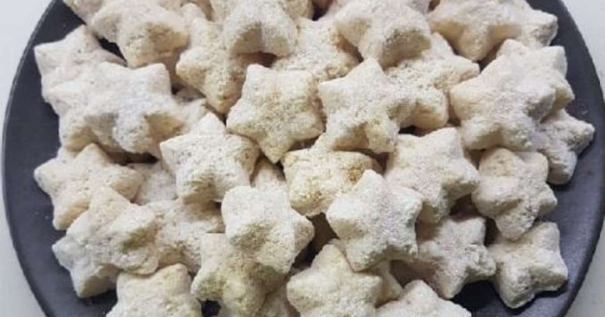 Jednoduché křehké kokosové hvězdičky - VařímeDobroty.cz