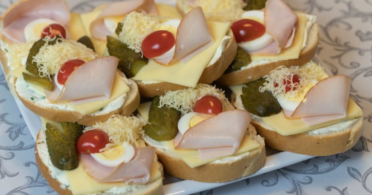 21 receptů na pomazánky na chlebíčky - VařímeDobroty.cz