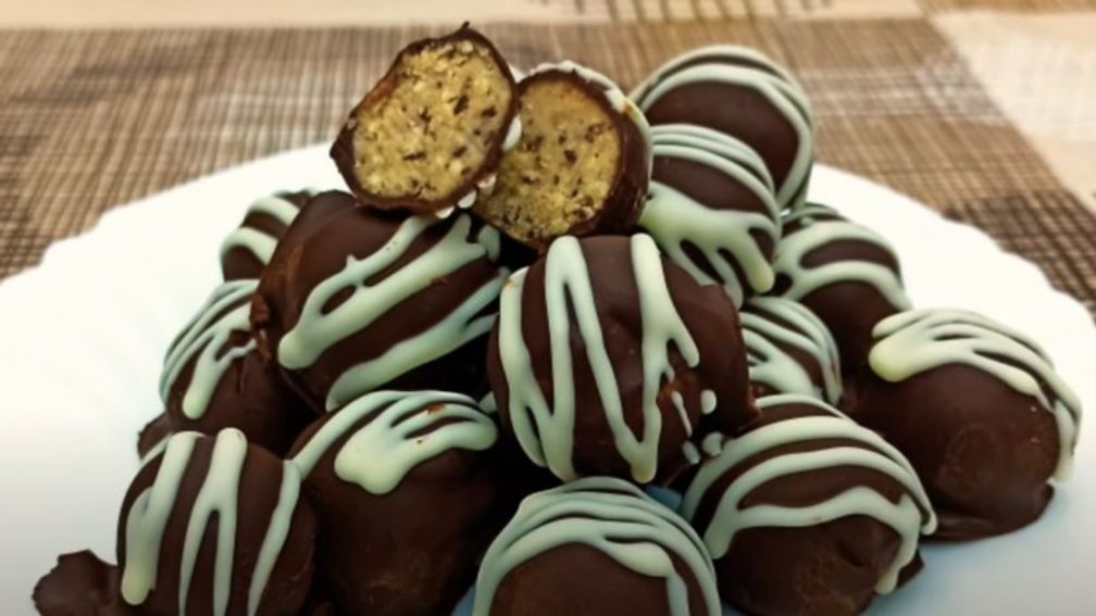 Nejlepší recepty na nepečené vánoční cukroví - VařímeDobroty.cz