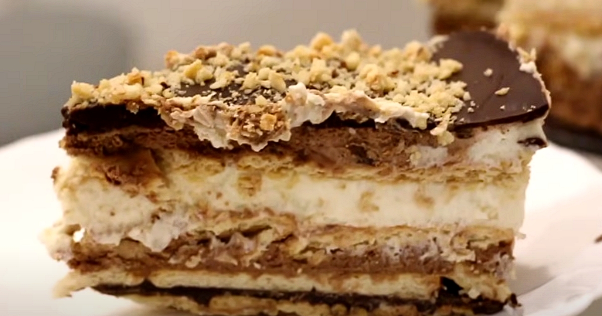 Kinder Bueno dort s krémem a ořechy – VařímeDobroty.cz