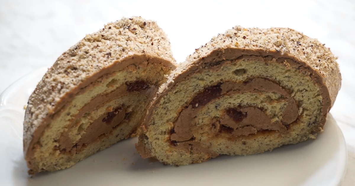 Oříšková roláda s nutellovým krémem - VařímeDobroty.cz