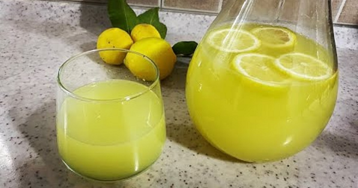 Domácí citronáda ze 3 ingrediencí – VařímeDobroty.cz