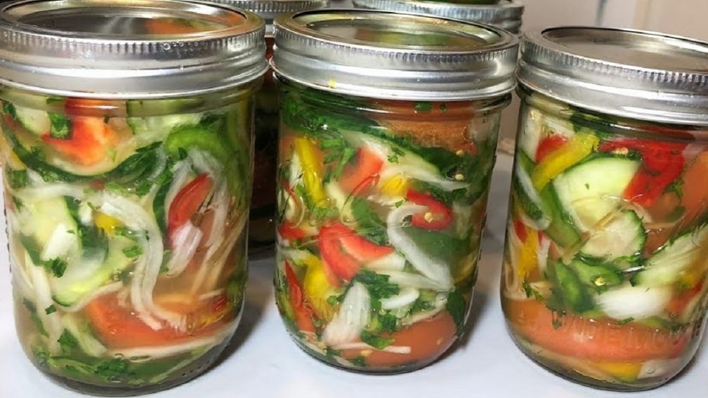 Zavařená rajčatová omáčka - VařímeDobroty.cz