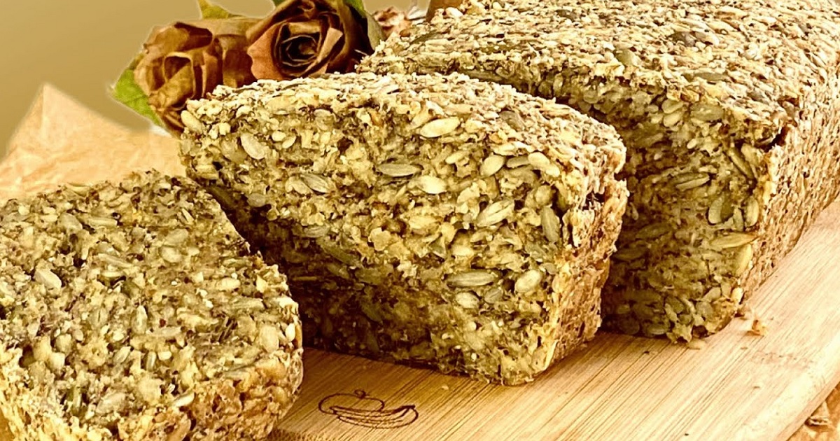 Semínkový chléb bez mouky a droždí – VařímeDobroty.cz