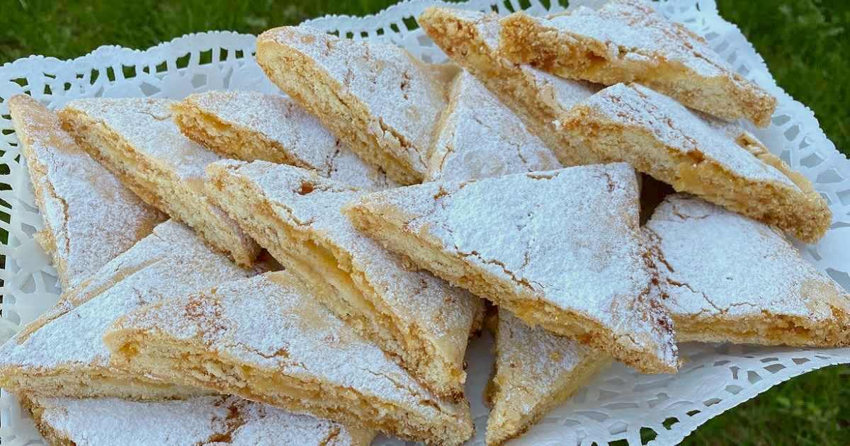 Rychlý jablečný závin s vanilkou – VařímeDobroty.cz