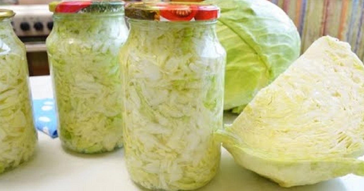 Nakládané bílé zelí jen ze 3 surovin – VařímeDobroty.cz
