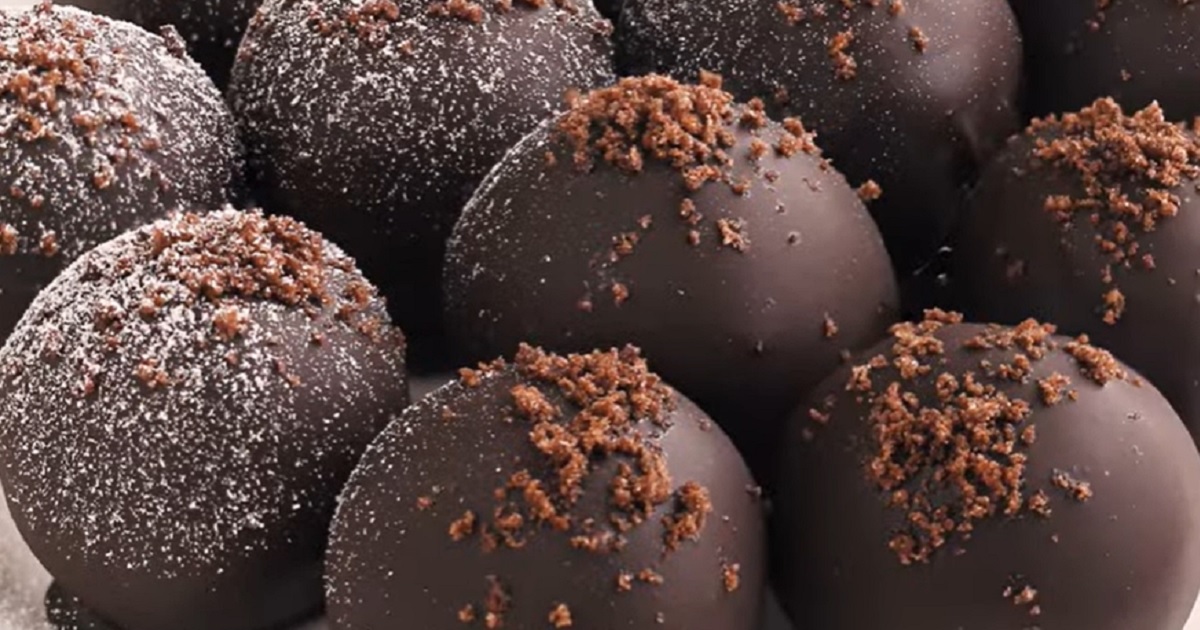 Nepečené Oreo kuličky s čokoládou – VařímeDobroty.cz
